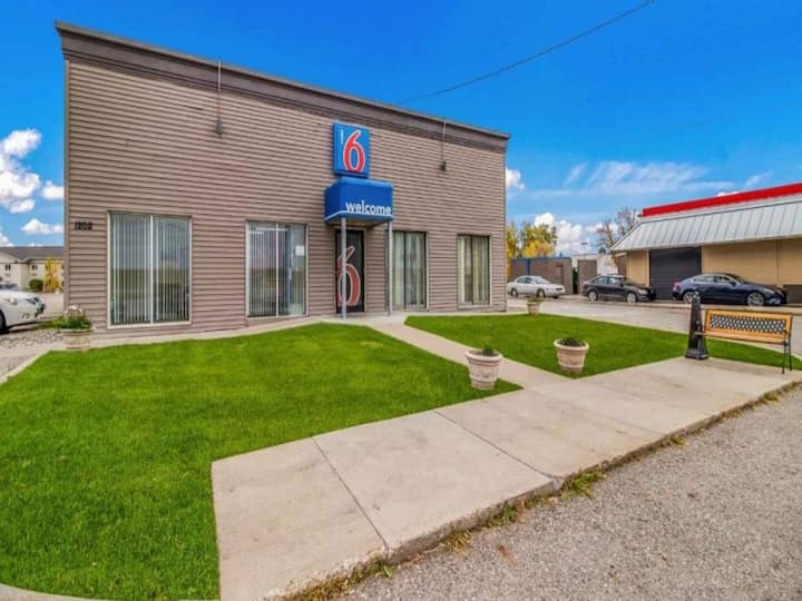 2 Lits Queen | Ns | Réfrigérateur - Fargo, ND