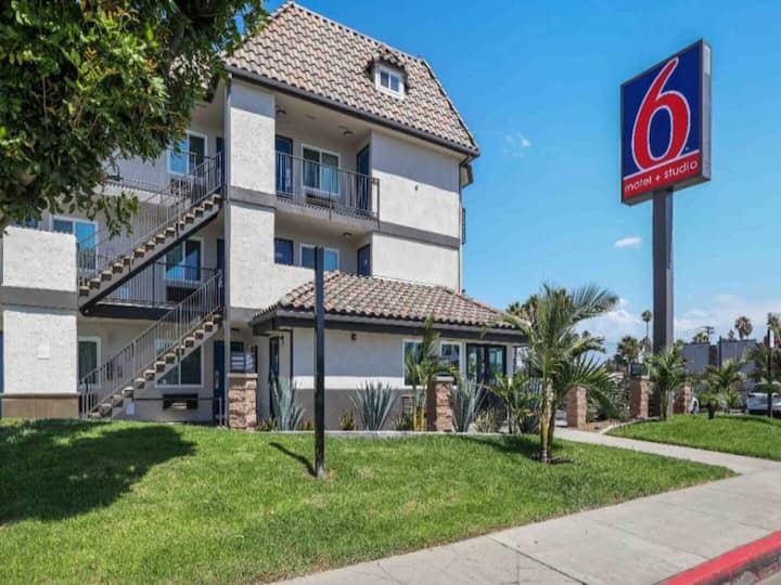 1 Lit King-lit | Ns | Réfrigérateur - Escondido, CA