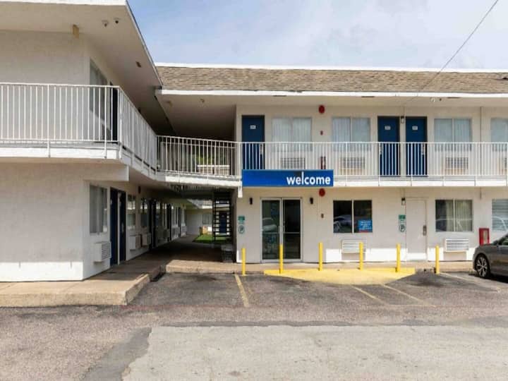 2 Lits Complets | Fumer | Réfrigérateur - Lufkin, TX