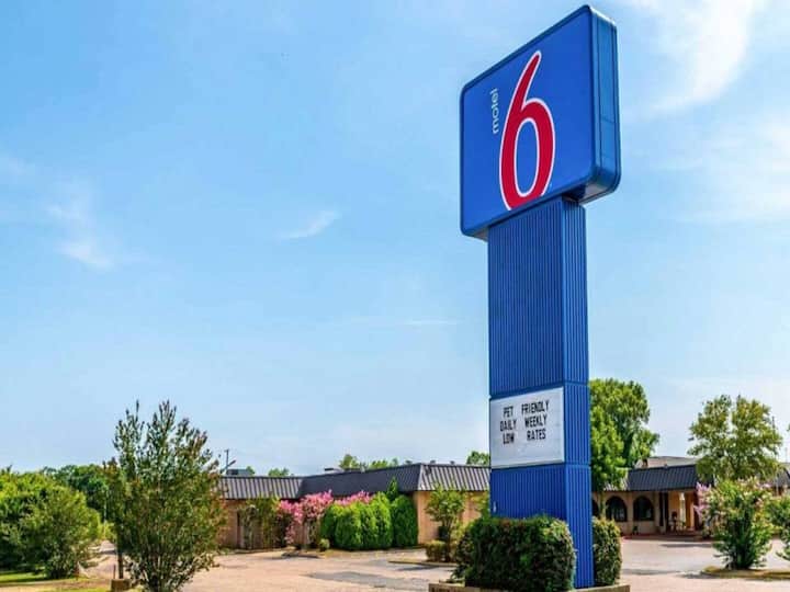 2 Lits Pleins | Fumer - Natchitoches, LA