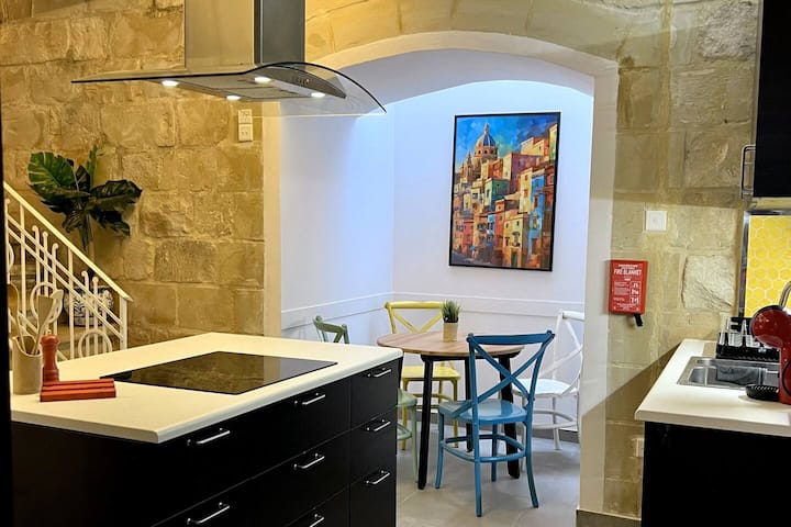 Character Home Close To Valletta | Dar Il-ħnejja - La Valeta