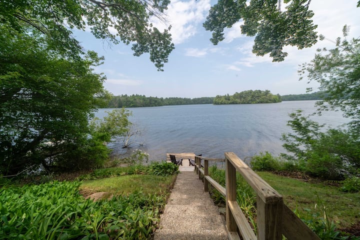 Lakefront Family Escape 3br Retreat Wfirepit & Sce - King Richard's Faire