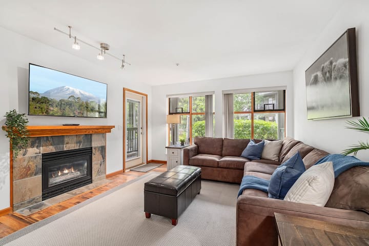 1br | Village Location | Hot Tub | Ski Storage - Whistler Blackcomb