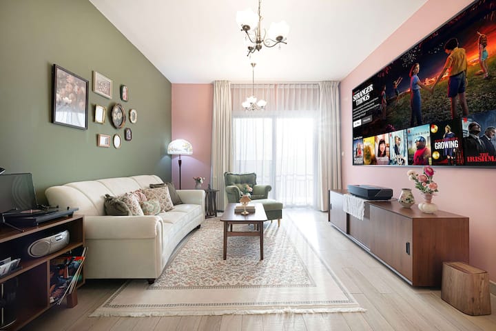 The 90s Dream - 120 Inch Screen - Yas Island - Abu Dhabi