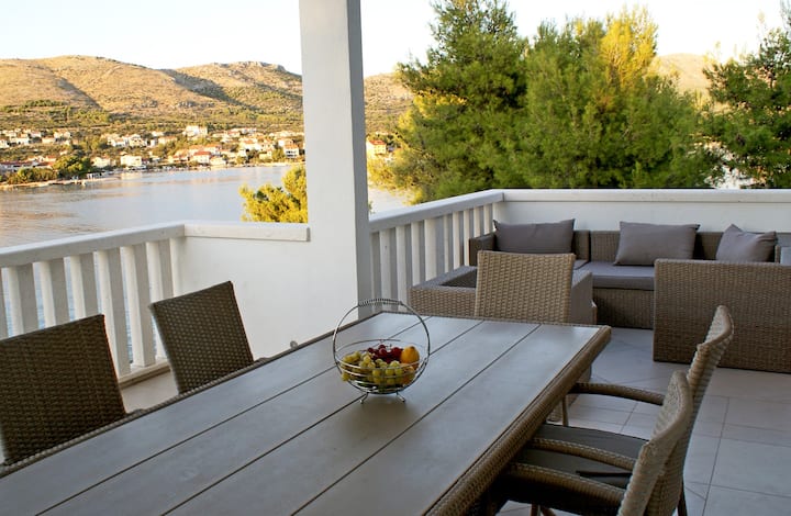 Villa Mala Mare - Apartment Mare A3 With 3 Bedroom - Primošten
