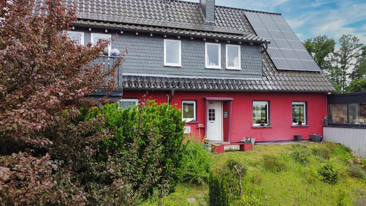 Ferienwohnung Mit Großem Garten (Haus Hönigblick) - Wilnsdorf