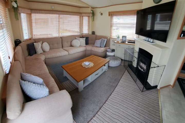 Seaside Caravan Goldensands Kinmel Bay-sleep 6 - Abergele