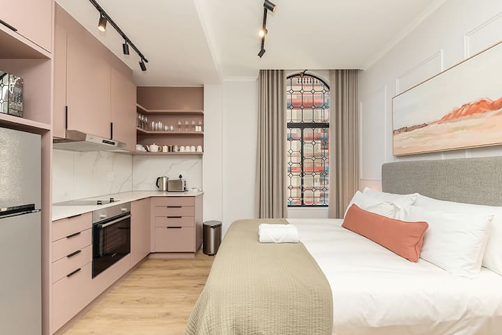 Contemporary Studio In The Vibrant City Core - Cape Town