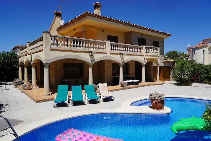 Villa Avec Piscine Privée Près De La Plage - Sant Pere Pescador