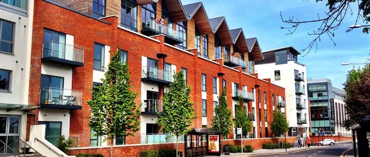 Apartment In Newbury Parkway Centre (6att) - Newbury