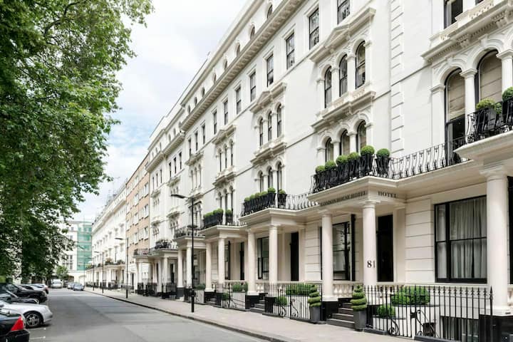 Homely Double Near Paddington Station - London