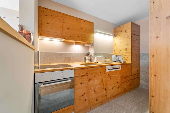 Chic Wellness Apartment And Balcony - Bivio