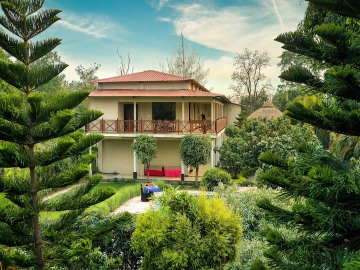 Suite Oasis | Piscine, Feu | Près D’un Safari - Jim Corbett National Park