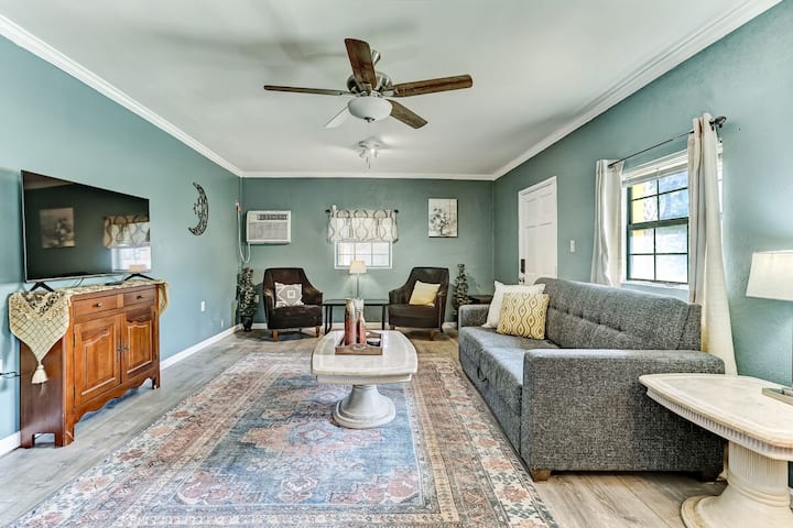 Dock&volleyball! Near Downtown - Canary Cottage - Skidaway Island, GA