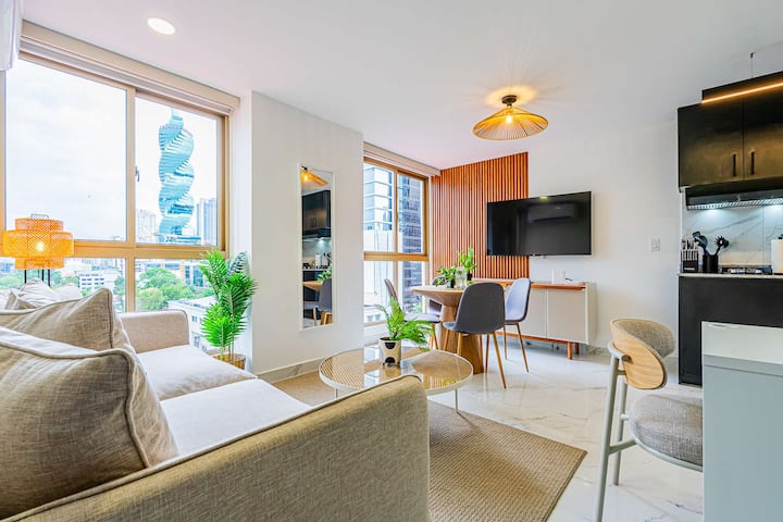 W* | Central 1br In Vibrant Obarrio - Panama City