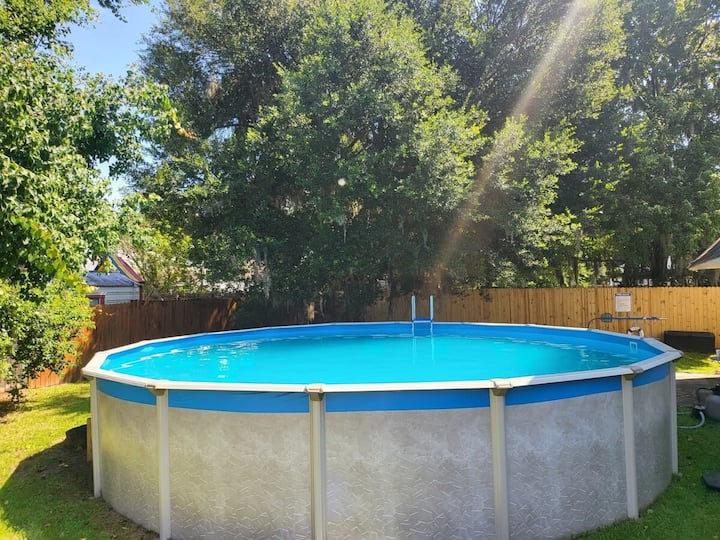 Fenced Yard W/ Pool! Laurelwood Lodging - Savannah, GA
