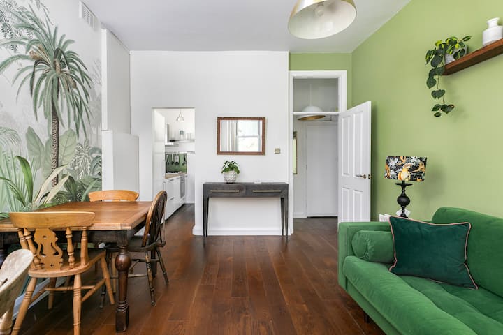Gorgeous 2 Bed Apartment In North London - London