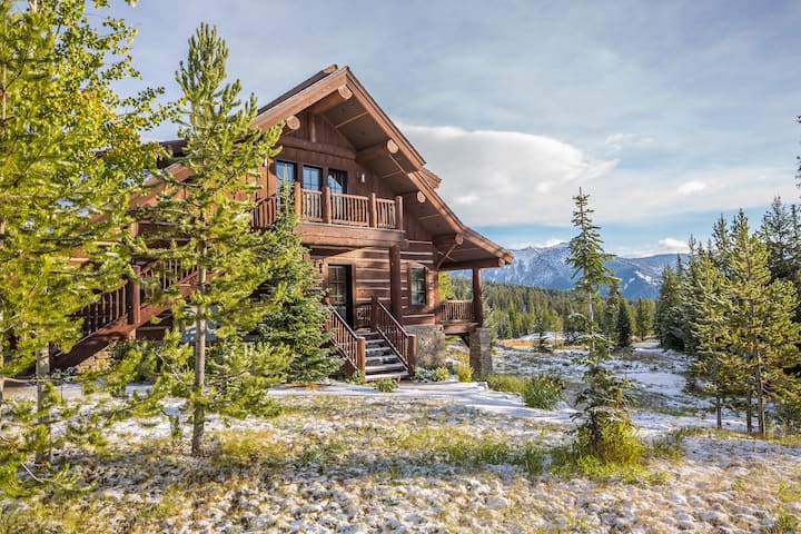 Vast Ski In/ski Out Big Sky Chalet - United States