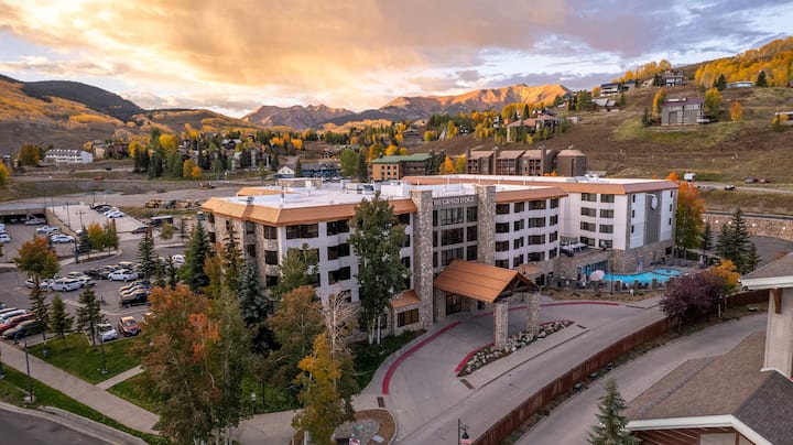 Stellar Location, Hot Tub, Heated Pool, Sauna/gym - Crested Butte, CO