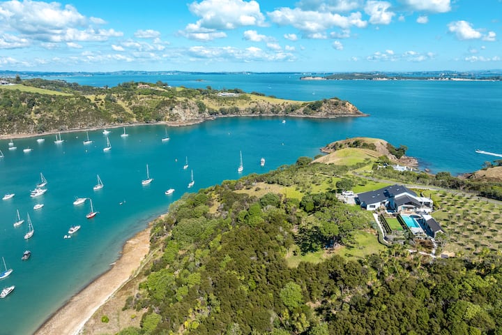 Horizons, Oneroa | Coast And Country Waiheke - Waiheke Island
