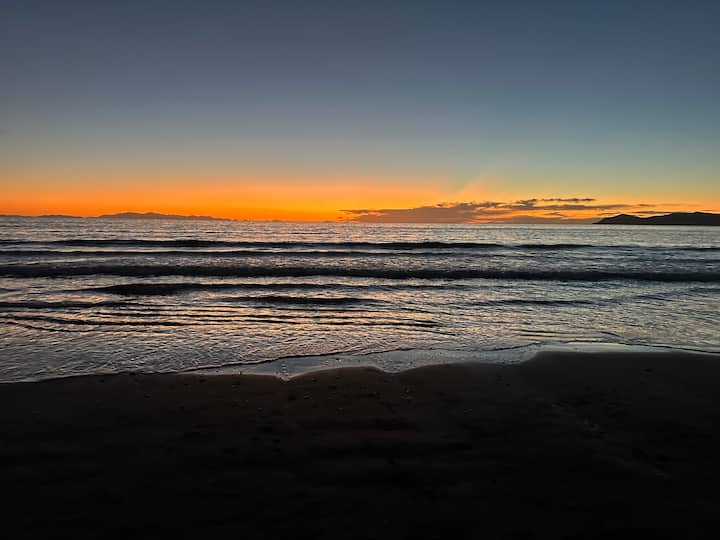 Seabreeze Retreat - Paraparaumu Holiday Home - Paekākāriki