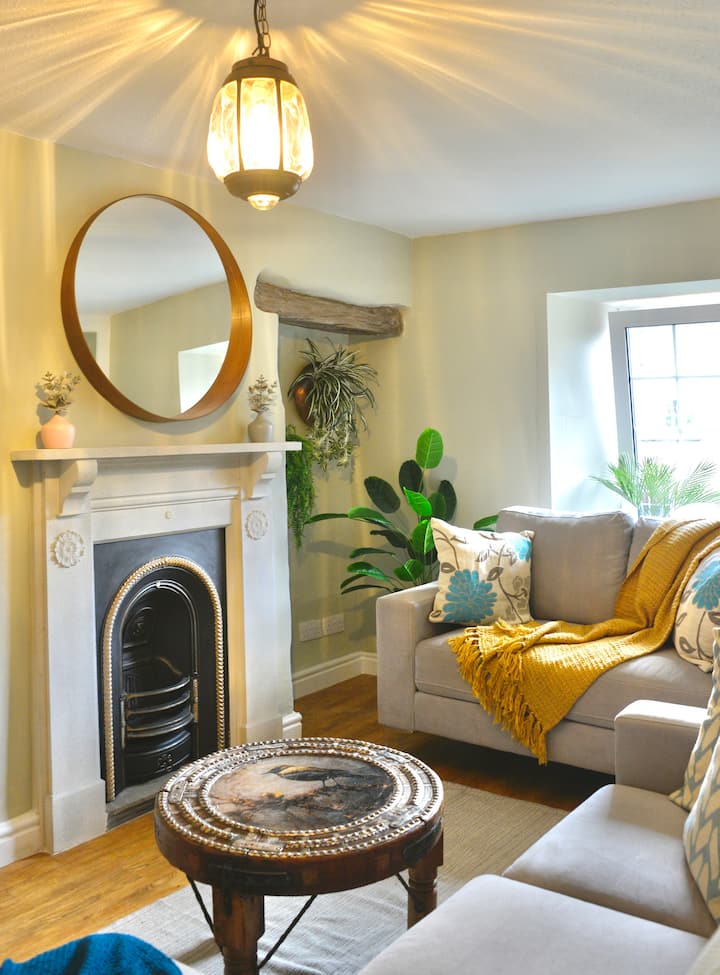 Muddy Boots-arcade Royale 17th Century Cottage - Kirkby Stephen