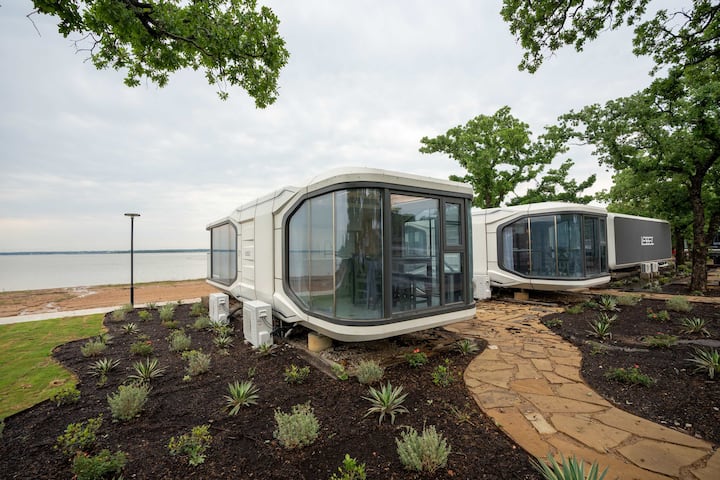 Vessel 2 - Lakeside Vessel Retreat | Outdoor Bbq • - Runaway Bay, TX