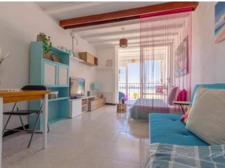 Winahost Apartamento La Pineda - La Pineda
