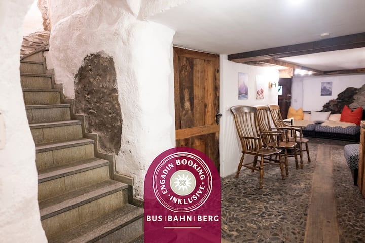 Chasa Rustica – Modern 3-room Apartment With Tradi - Scuol