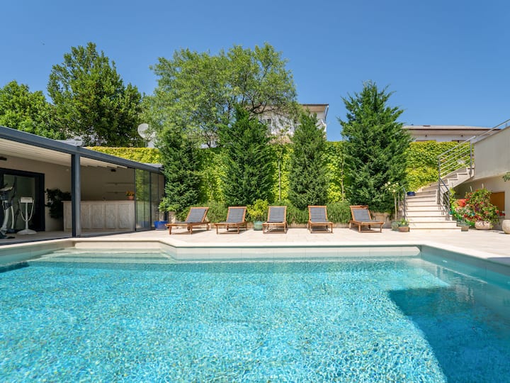 Dita By Interhome - Cirquenizza