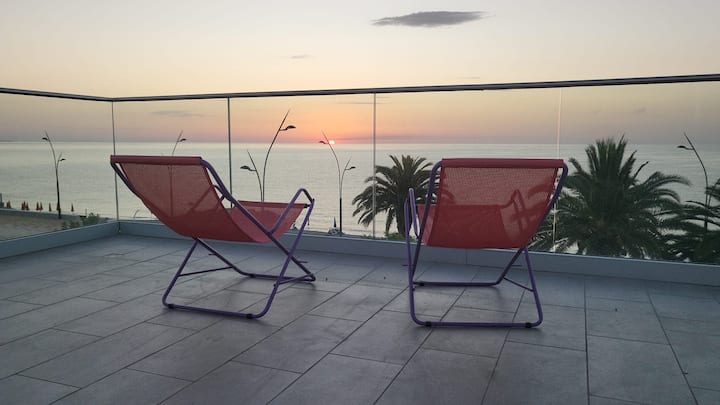 Fronte Mare Levante - Primo Piano - Ecosostenibile - Roseto Capo Spulico