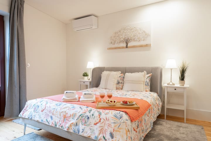 Hostwise - Modern & Spacious Apartments - Braga