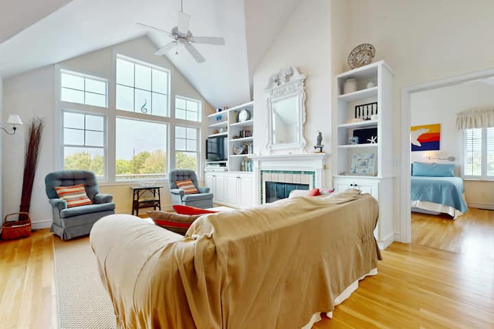 3br Spectacular Views, Large Deck & Beach Access, - Eastham, MA