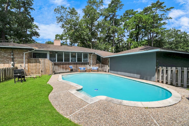 Forest Glade Retreat With Pool 25 Min To Downtown - Spring, TX