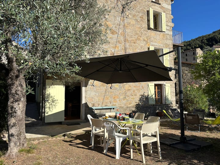 Maison De Jeannette En Pierre - Lac de Nino