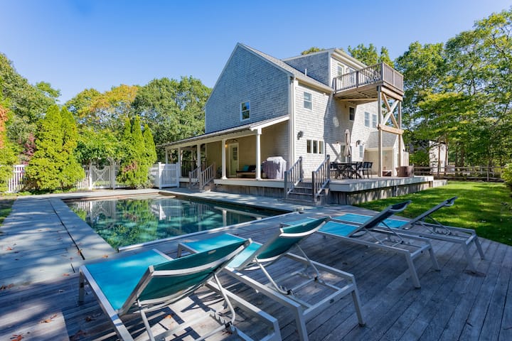 Relax & Unwind: Poolside Martha’s Vineyard Stay - Oak Bluffs, MA