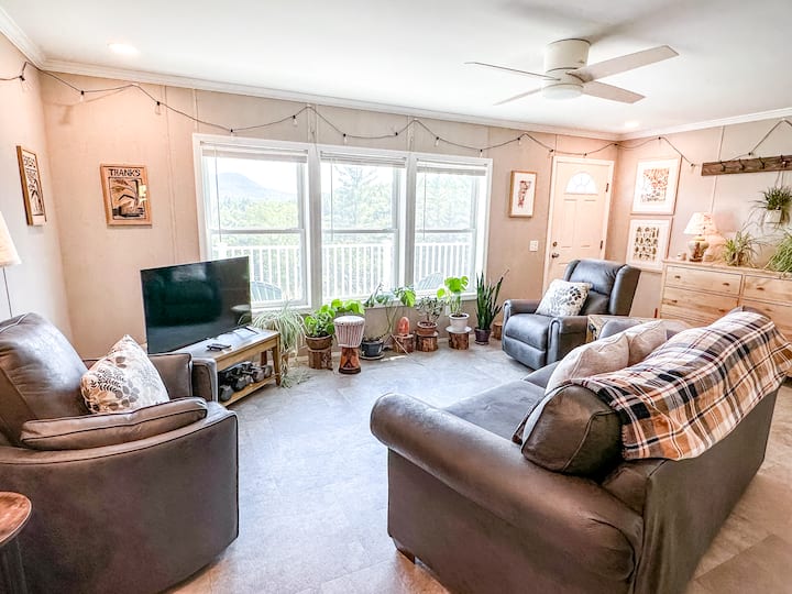 Recreation Paradise On 600+ Acres - Waterbury Village Historic District