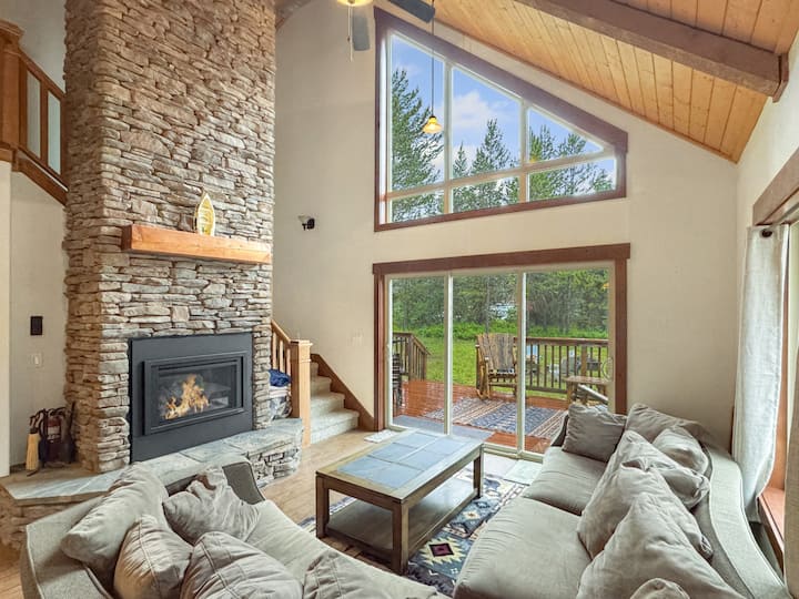 Rustic Modern Mountain Retreat Near Boulder Creek - Donnelly, ID