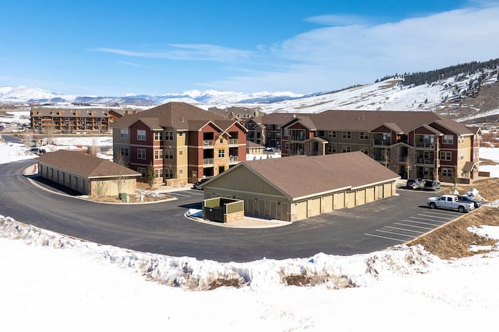 Ten Mile G-201 Beautiful Pet Friendly Two-bedroom - Granby, CO