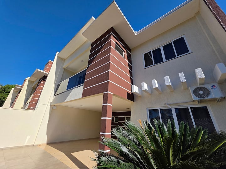 Sobrado C Garagem E Churrasqueira Ao Lado Paraguai - Foz do Iguaçu