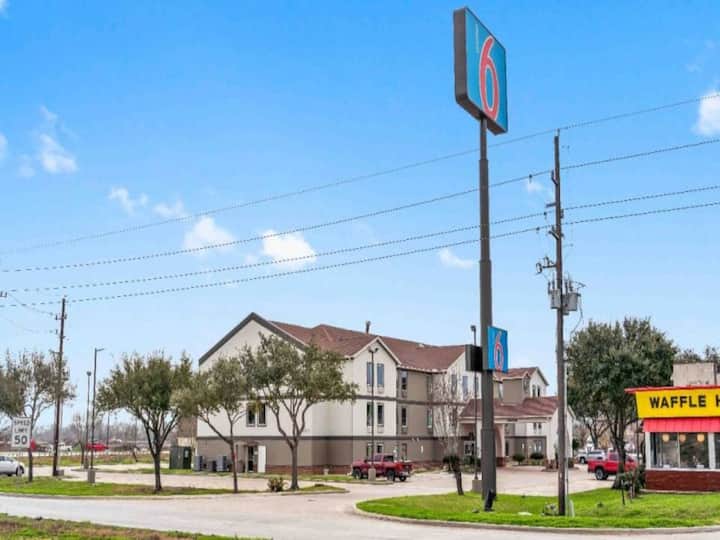 1 Lit King-lit | Suite | Ns - Richmond, TX