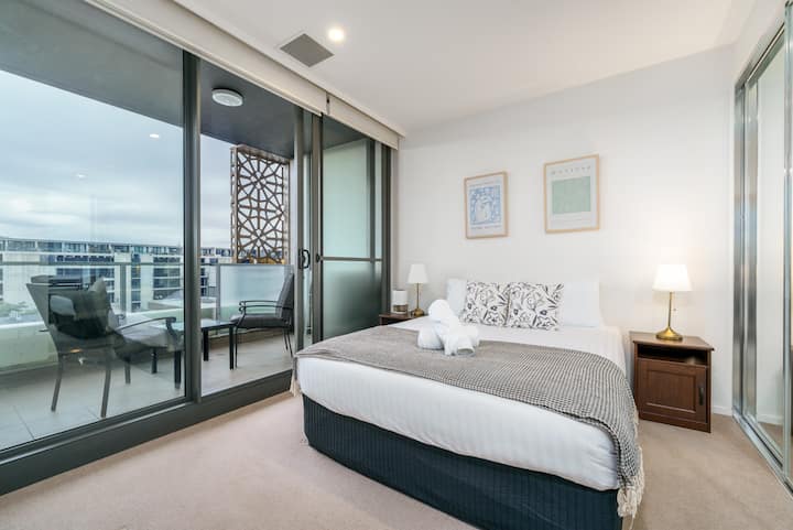 Convenient City Apartment In The Heart Of Braddon - Belconnen