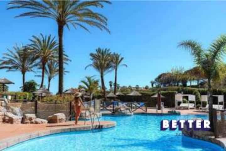 Family Townhouse With Sea Views & Pool Access - Costa del Sol