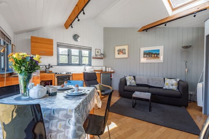 Garden Folly - Burnham Market