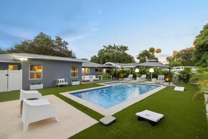 Artsy 3br/2ba Pool Home Arlington Park - Sarasota