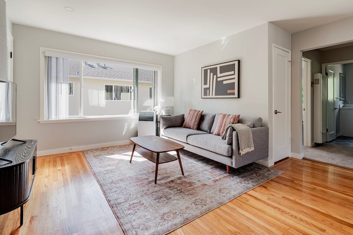 Blueground | Menlo Park, View, Nr Baylands - Palo Alto, CA