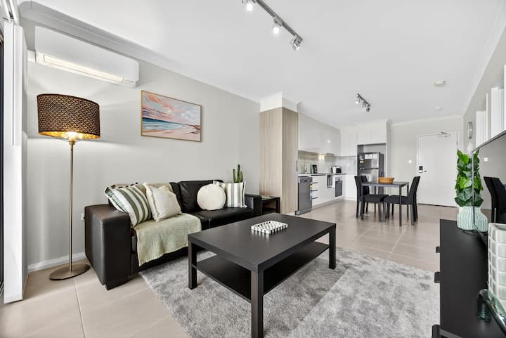 Rockingham Escape 2br Apt Near Beach And Shops - Rockingham