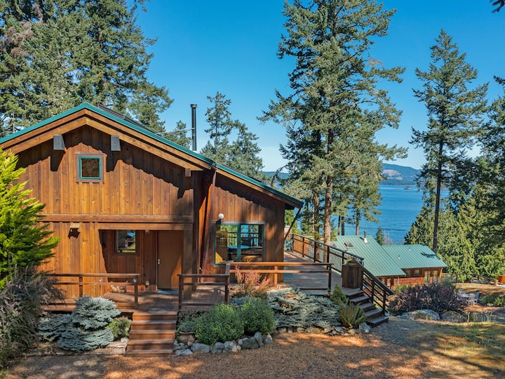Serene Waterview Cabin Near Friday Harbor - Orcas Island, WA