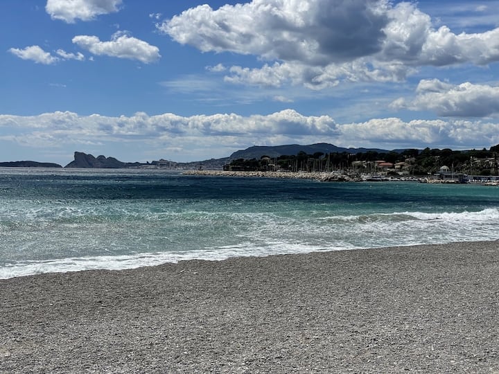 Joli Studio Avec Terrasse Proche De La Plage - Saint-Cyr-sur-Mer