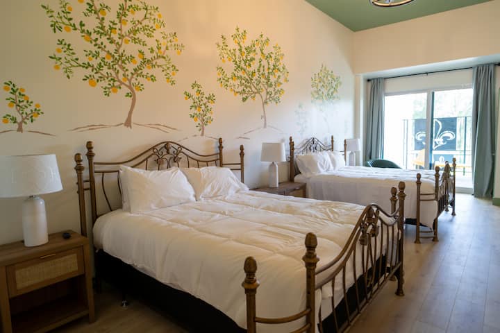 Downtown Ocean Springs Hotel - Biloxi, MS